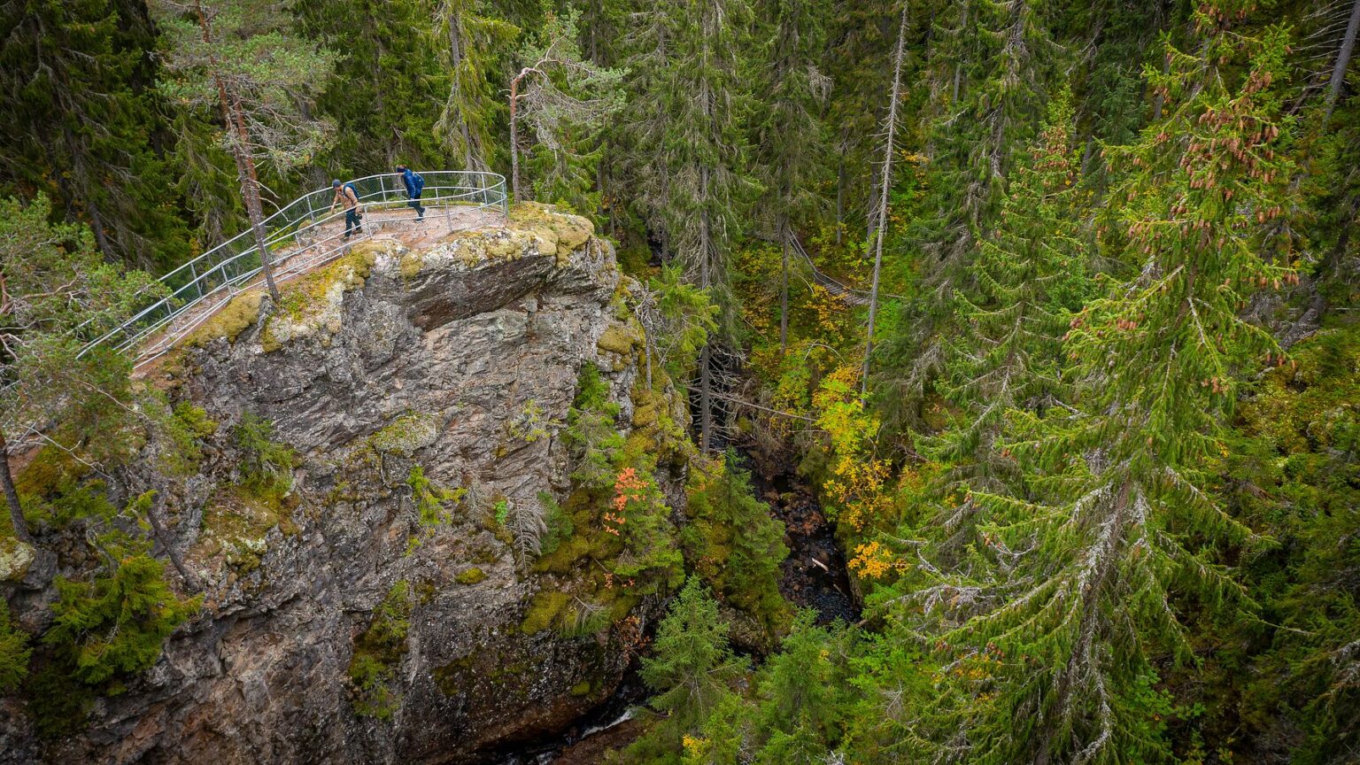 Anders Celsius: Life, Discoveries, and Temperature Scale - Greatest ...