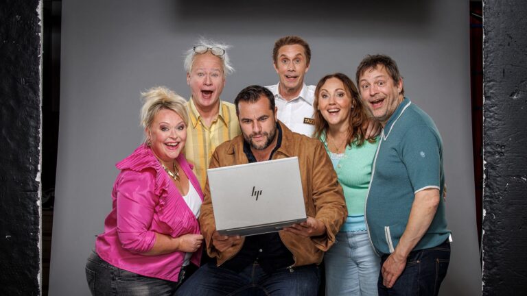 Anders Celsius: Life, Discoveries, and Temperature Scale - Greatest ...